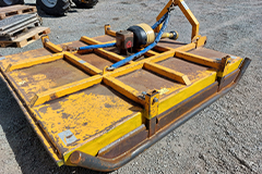 Griffith a'i Gwmni Cyf - Deutz tractors in North Wales